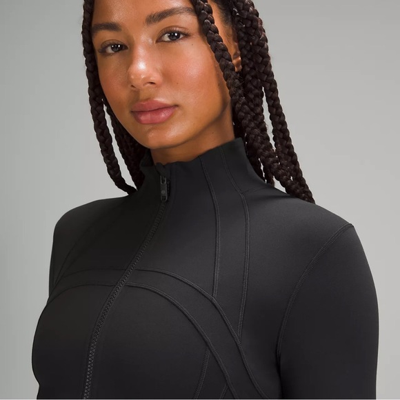 lululemon athletica | Jackets & Coats | Nwt Lululemon Nulu Cropped ...